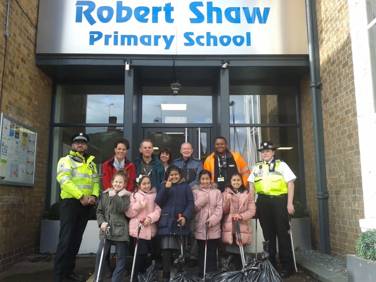 Local litter "sweep" - Robert Shaw Primary and Nursery School